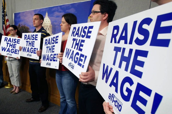 Minimum Wage Debate Steeped in History, Dueling Stats | RealClearPolitics