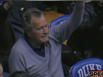 George H. W. Bush Receives Standing Ovation At Duke Basketball Game ...