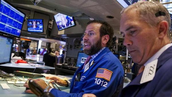 Don't Run With the Crowd; Embrace Contrary Thinking | RealClearMarkets