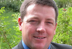 MO-03: Martin Tries to Make Race Competitive | RealClearPolitics